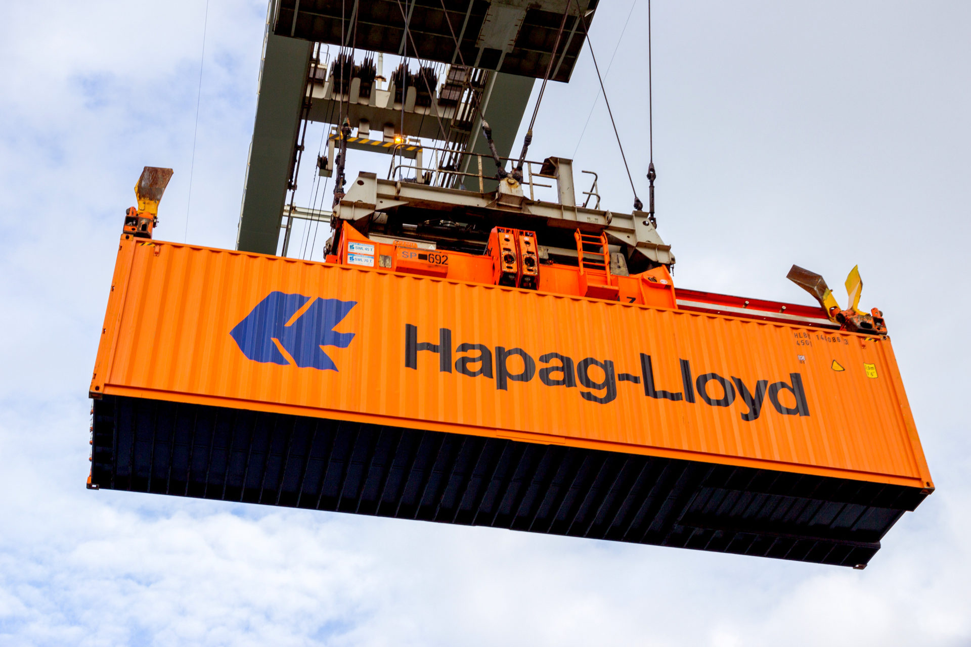 Hapag-Lloyd introduces new surcharge from Egypt to West Africa ...