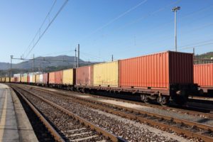 Maersk agrees intra-UK rail service with GB Railfreight - Container News