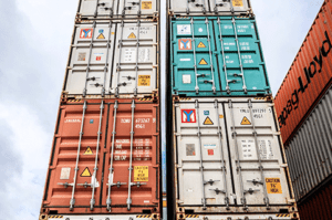Container spot rates on a free-slide - Container News
