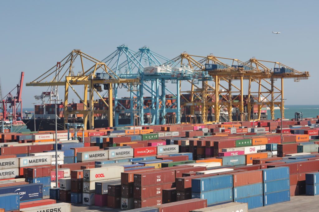 APM Terminals receives Spanish government grant for Barcelona terminal ...
