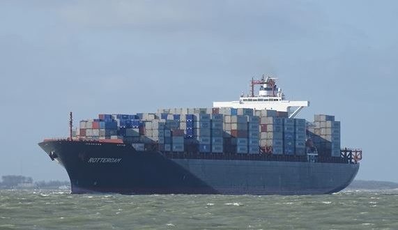 Performance Shipping sales another Post Panamax container vessel ...