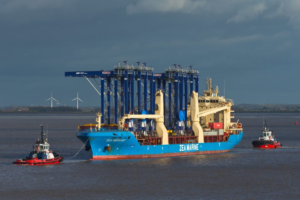 Six electric RTG crane arrival at Immingham - Container News