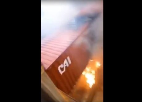 Fire in the hold Cosco Pacific video shocks dockers - Container News