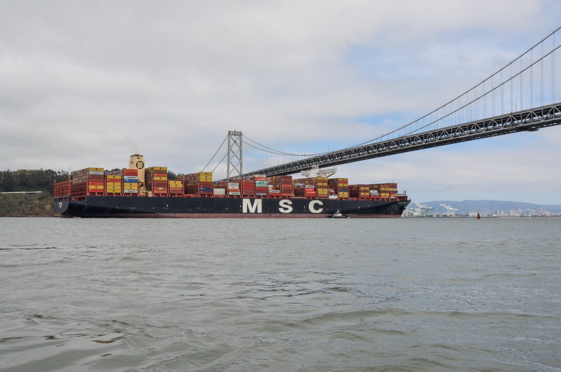 In pictures: Oakland bids farewell to MSC Anna - Container News