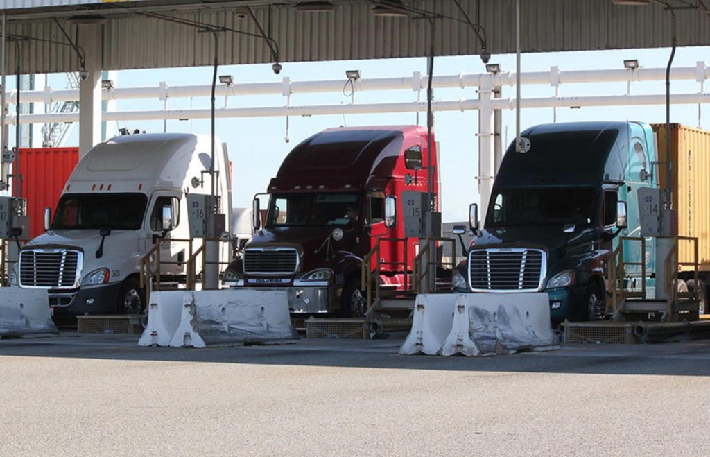 APM Terminals launches new trucking data application - Container News