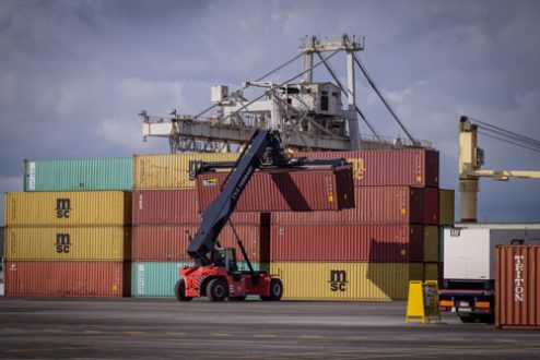 Italian terminal selects Konecranes container handling solution ...