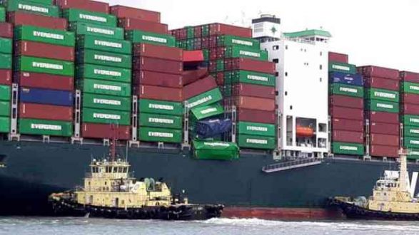 Evergreen ship suffers stack collapse - Container News