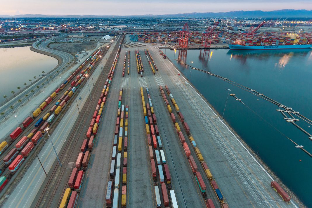 Port of Long Beach boosts rail capacity - Container News