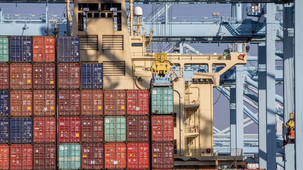 Port of Los Angeles unveils plans for empty container fees - Container News
