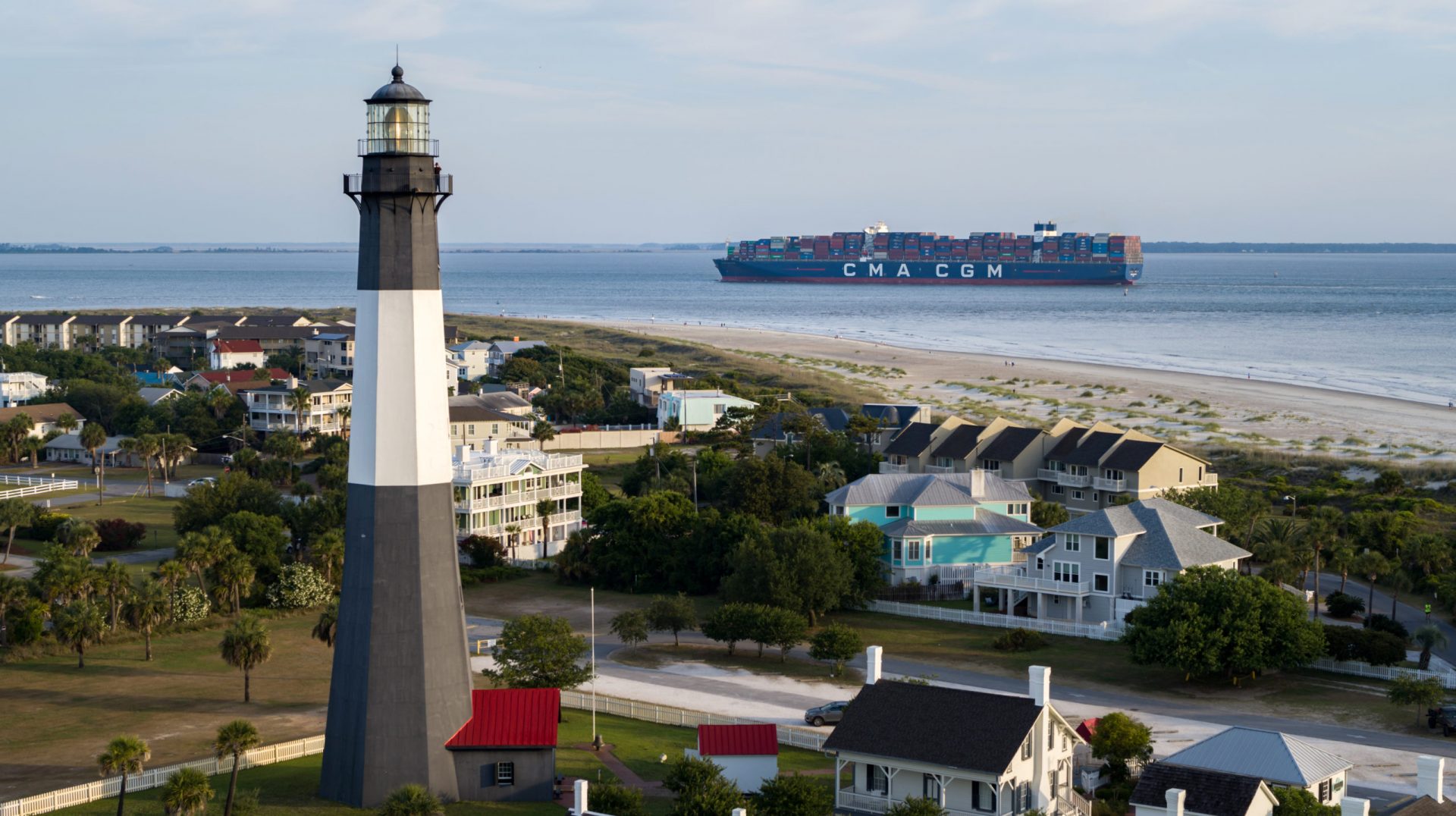 Largest vessel on USEC docks at Savannah's berth - Container News