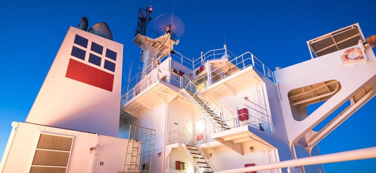 MPCC, Unifeeder partner on dual-fuel methanol boxship construction ...