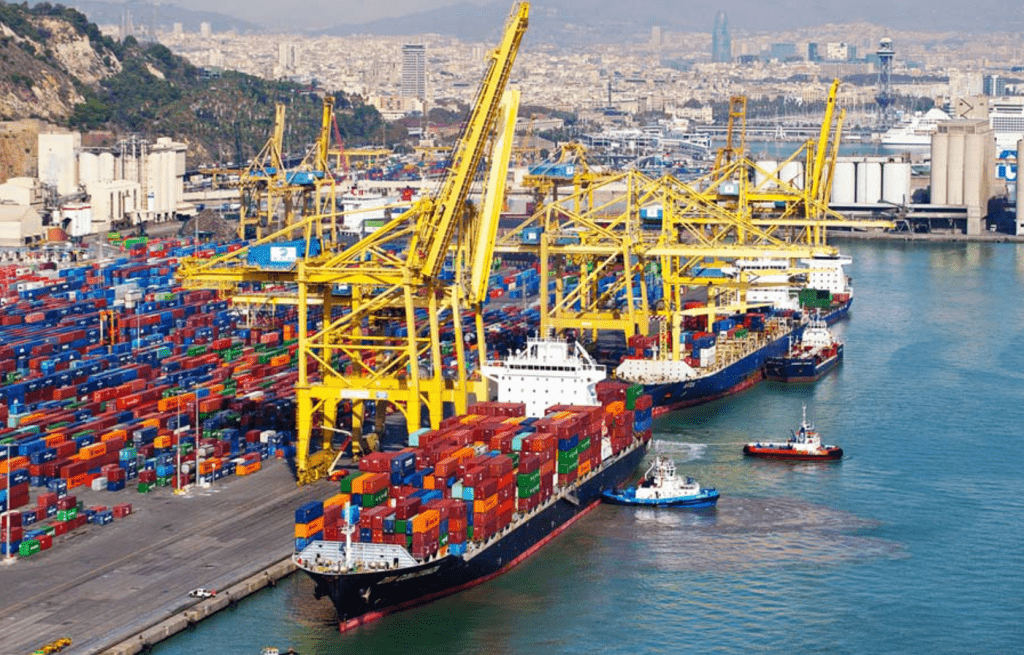 APM Terminals Barcelona increases solar array installation - Container News