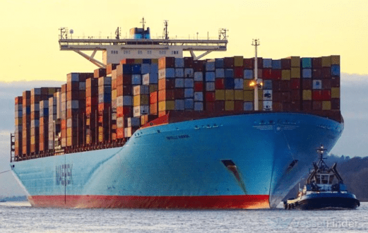 Maersk announces updates on peak season surcharges worldwide ...