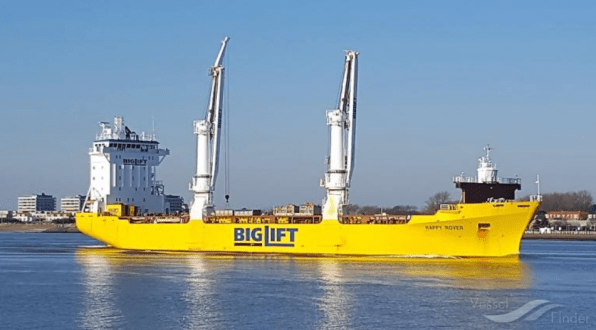 First boxship arrives at Port of Montreal directly from China ...