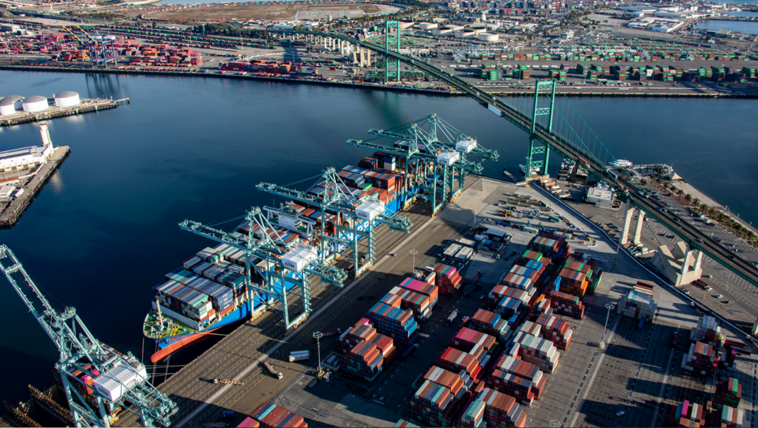 Port of Los Angeles surpasses 900,000 TEU mark again - Container News