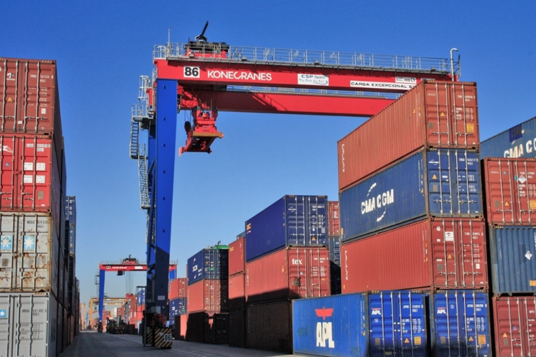 COSCO Valencia Terminal to expand RTG crane fleet - Container News