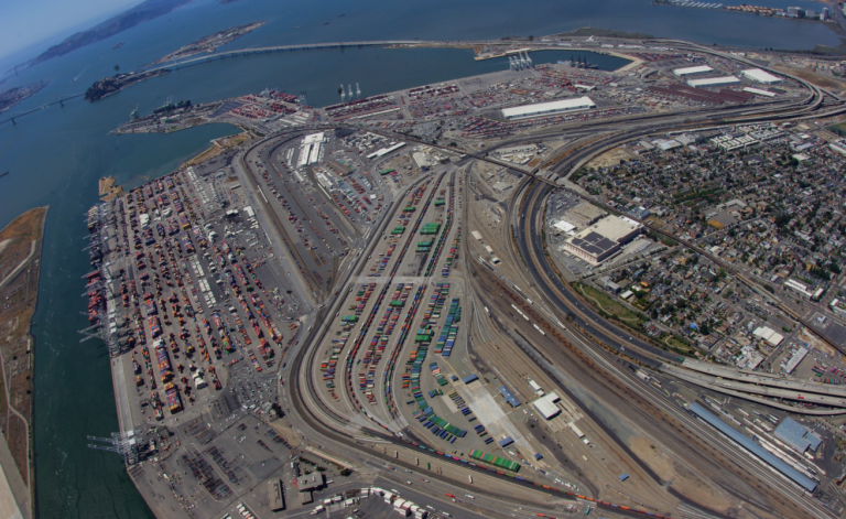 Port of Oakland resumes operations - Container News