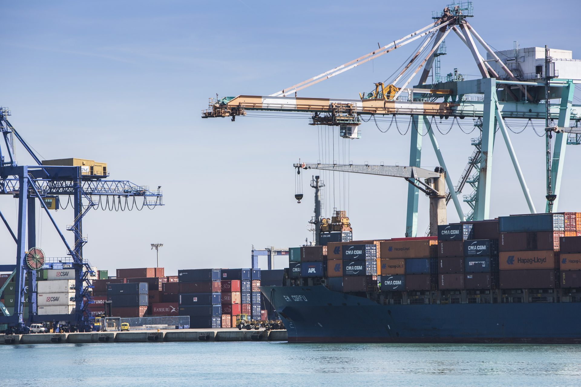 Port of Valencia sees container fall in July - Container News