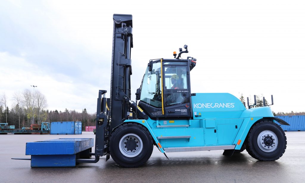 Konecranes increases roof height with updated cabin - Container News