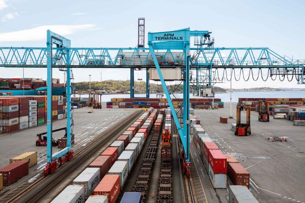 Rail operations at APM Terminals Gothenburg in continuing progress ...