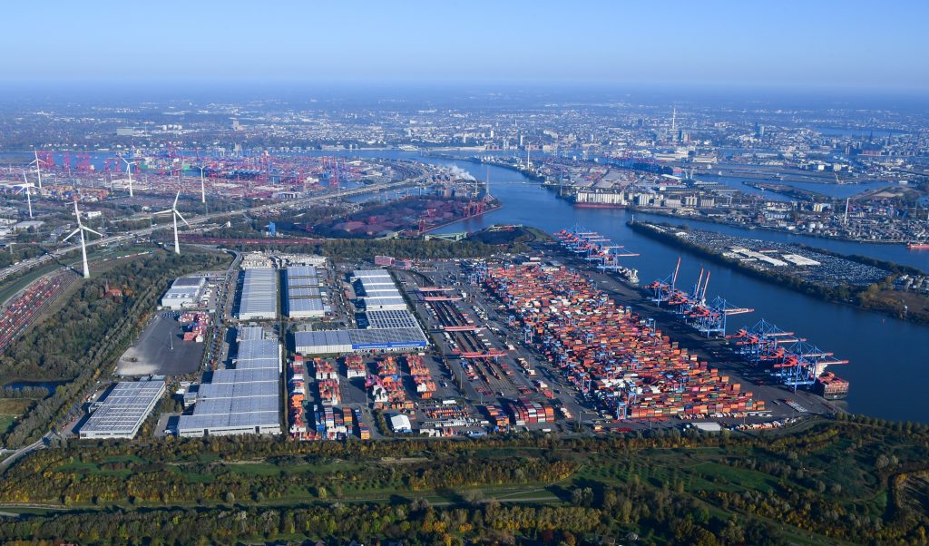 Hamburg sees larger vessels but lower TEU volumes - Container News