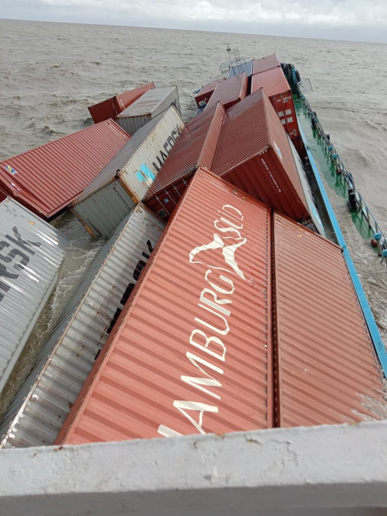 Container vessel sinks in Bangladesh waters - Container News