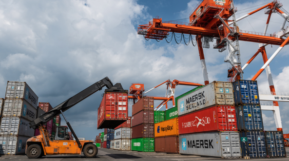 Asian box lines launch new service - Container News