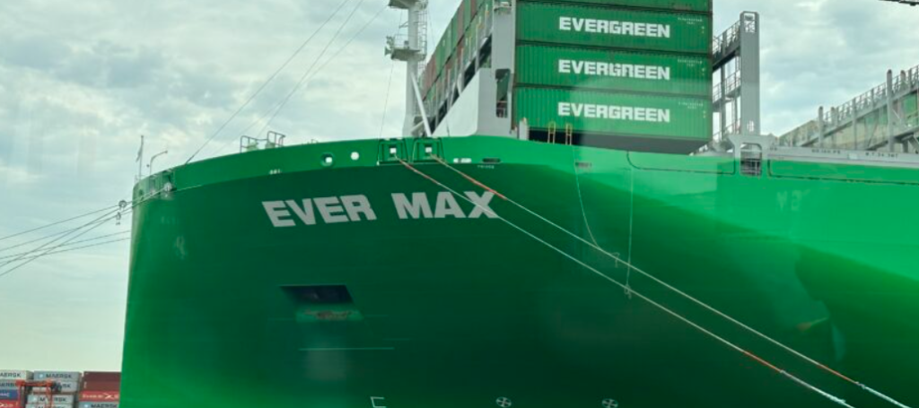 Evergreen's 15,400+ TEU vessel arrives at port of NY and NJ - Container ...