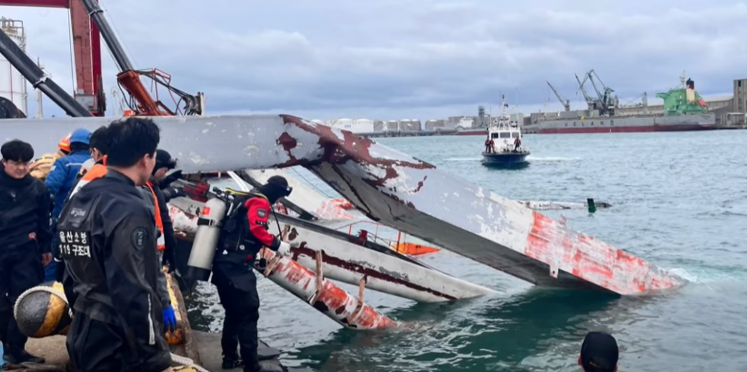 Work on Ulsan container pier suspended after two killed in crane ...
