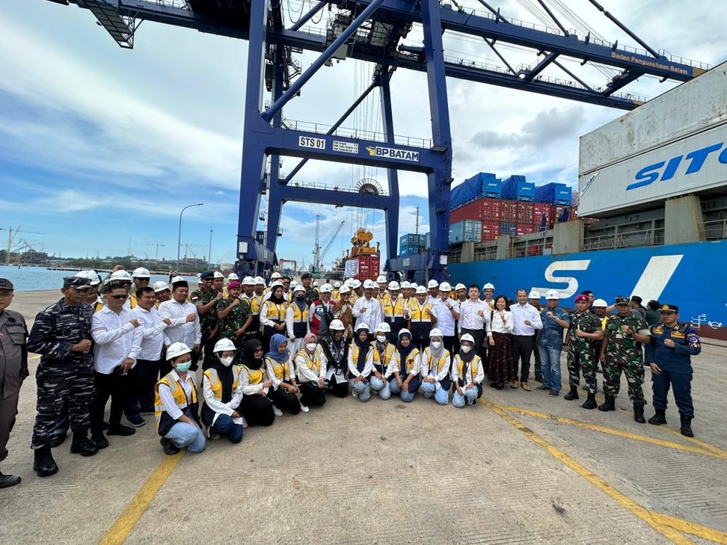 Batam opens first direct container shipping link with China - Container ...