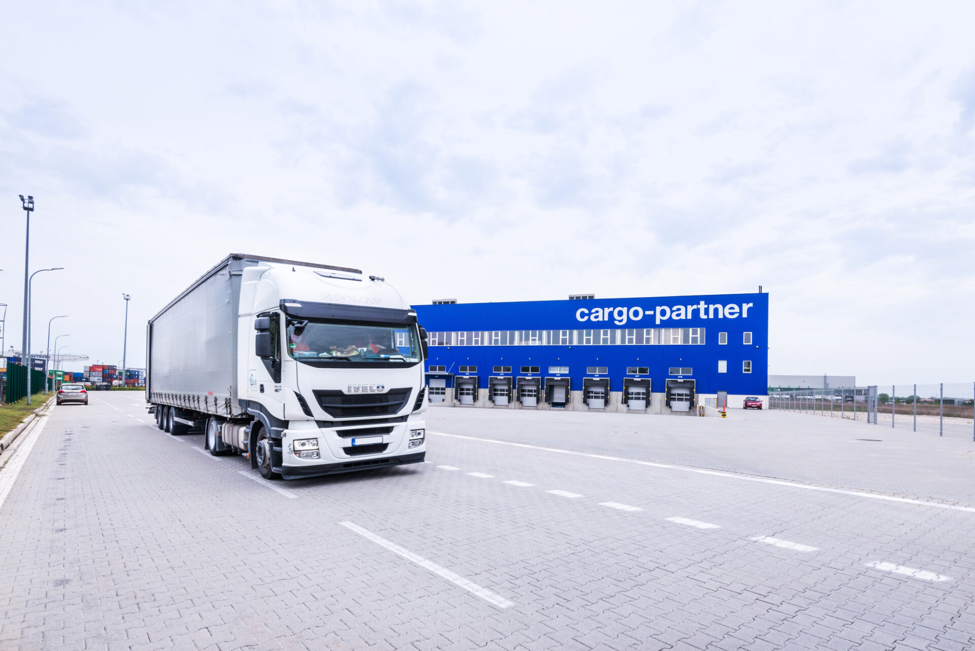 cargo-partner ensures smooth UK-Ireland trade with reliable road ...