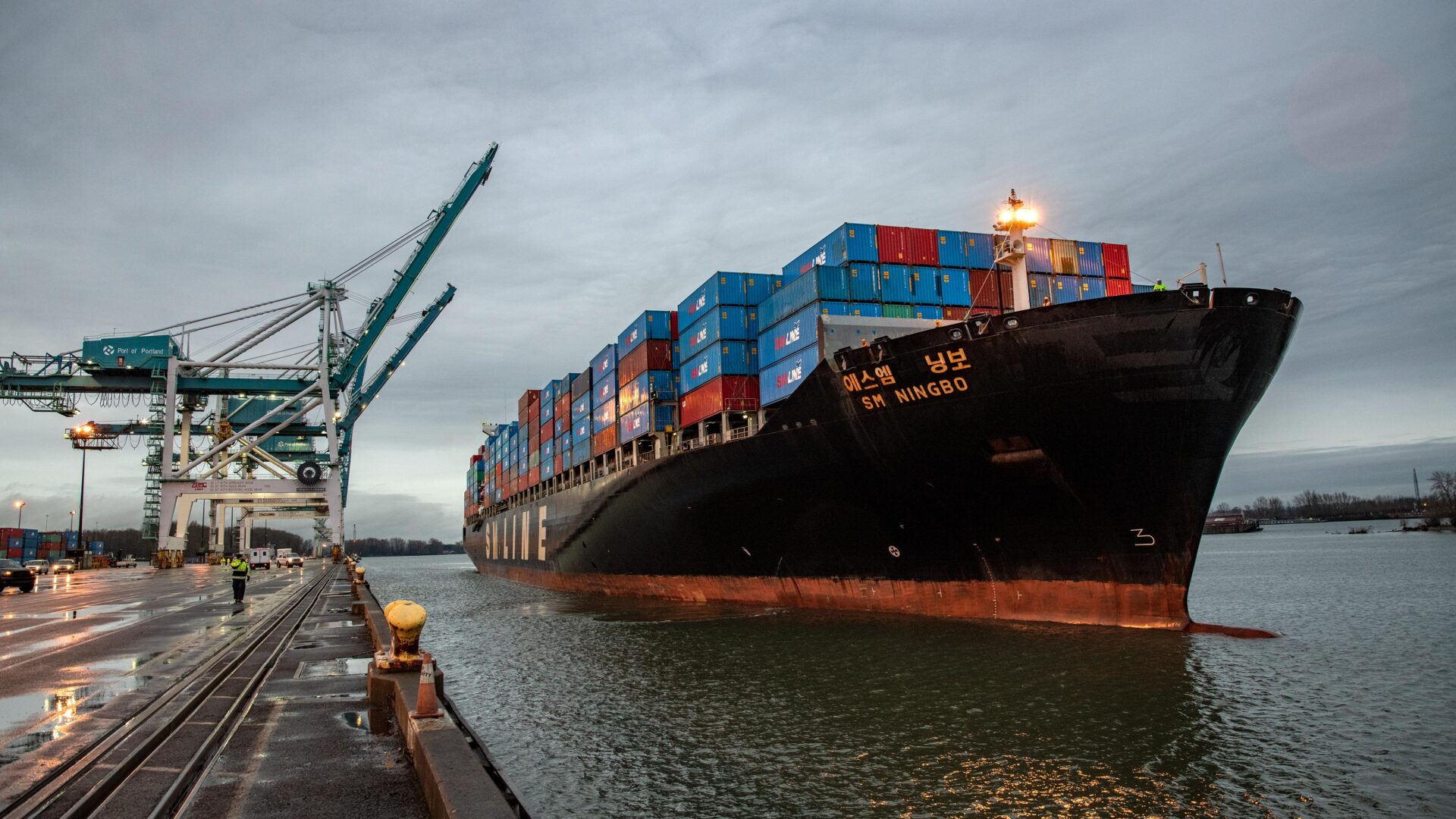 Idle boxship fleet at historical low - Container News