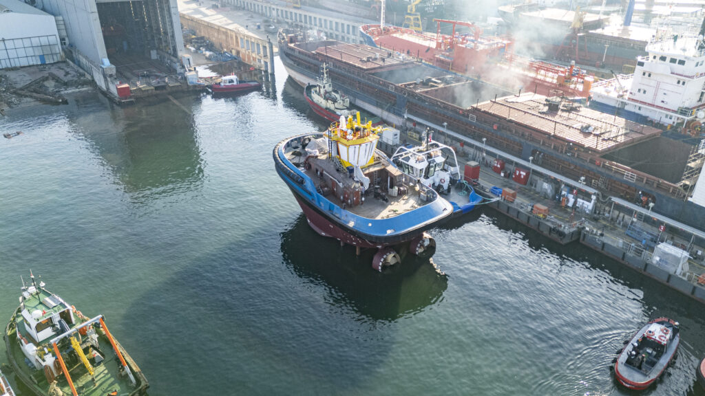 Enap and SAAM unveil Latin America’s first electric tug - Container News