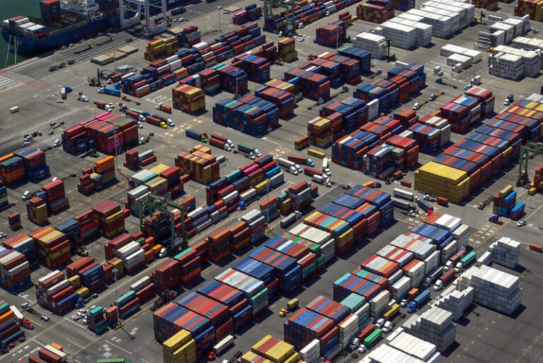 Port of Oakland recorded modest decrease in April - Container News