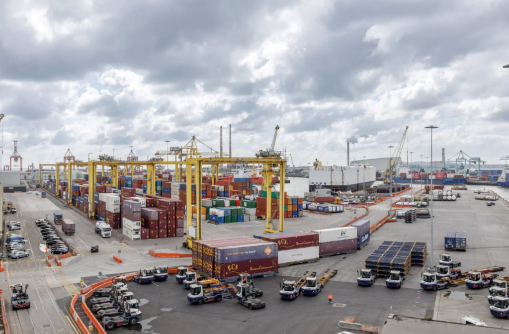 Dublin Port installs multi-camera system on container cranes ...
