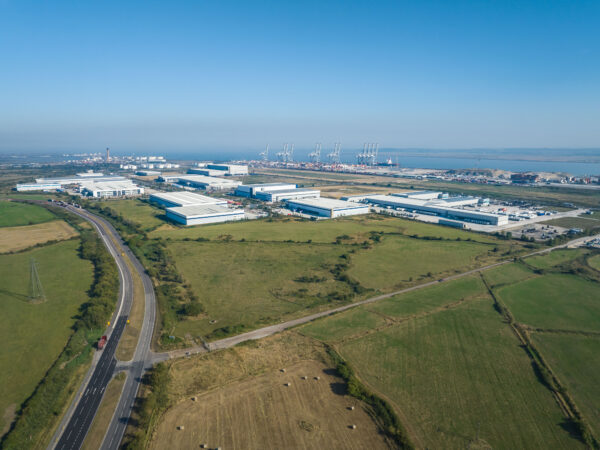 Thurrock Council approves 10-Year LDO for London Gateway Expansion ...