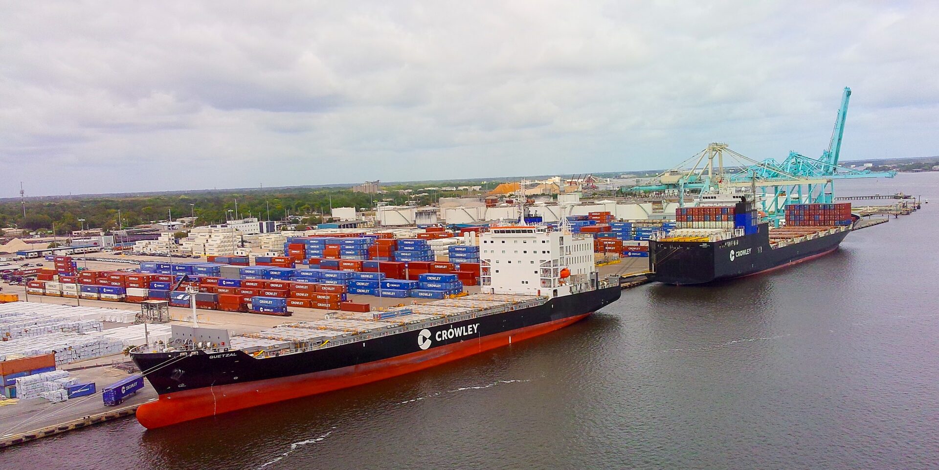 JAXPORT welcomes Crowley’s first Avance Class LNG-powered vessel ...