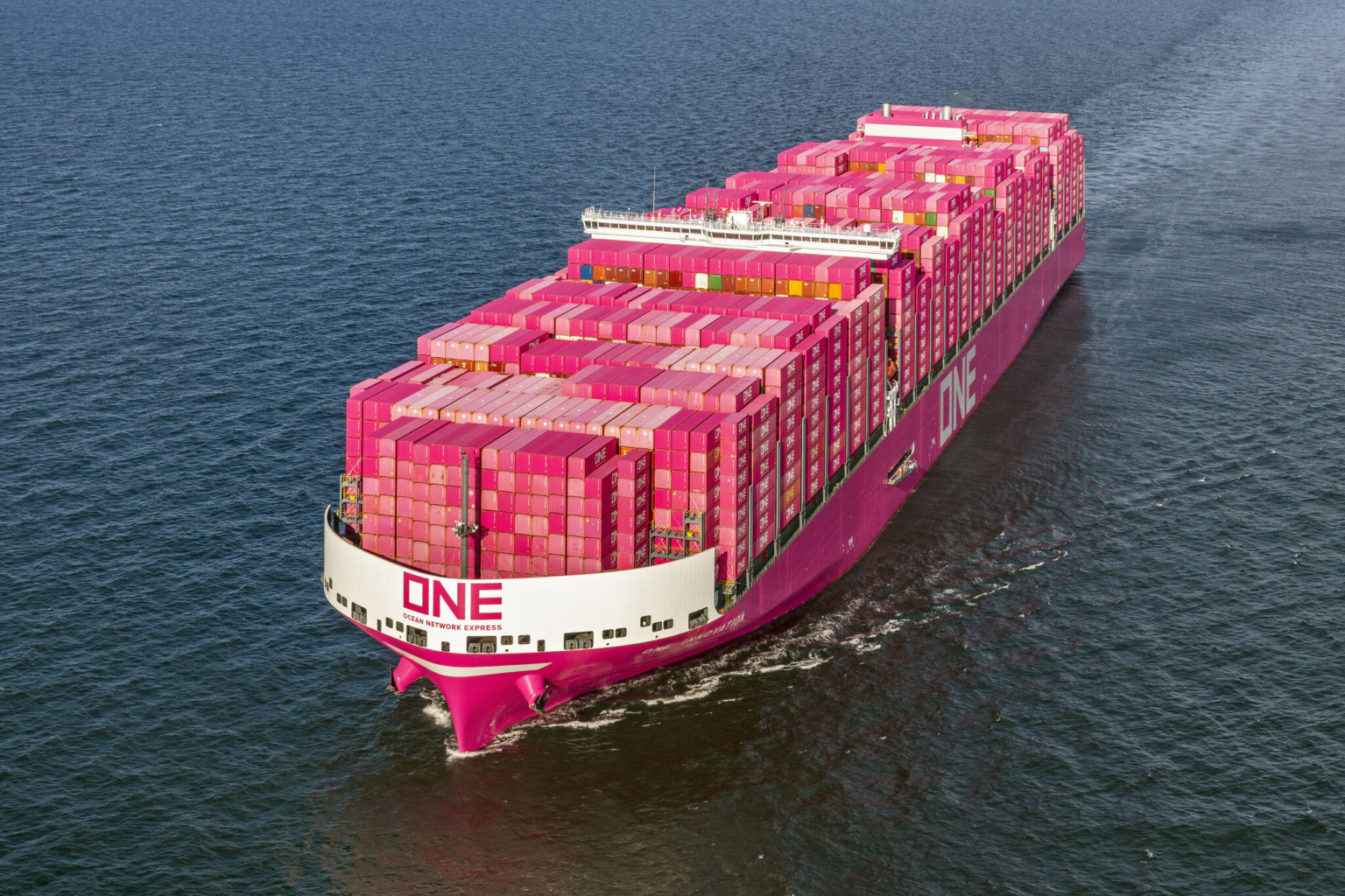 ONE Innovation breaks TEU loading record - Container News