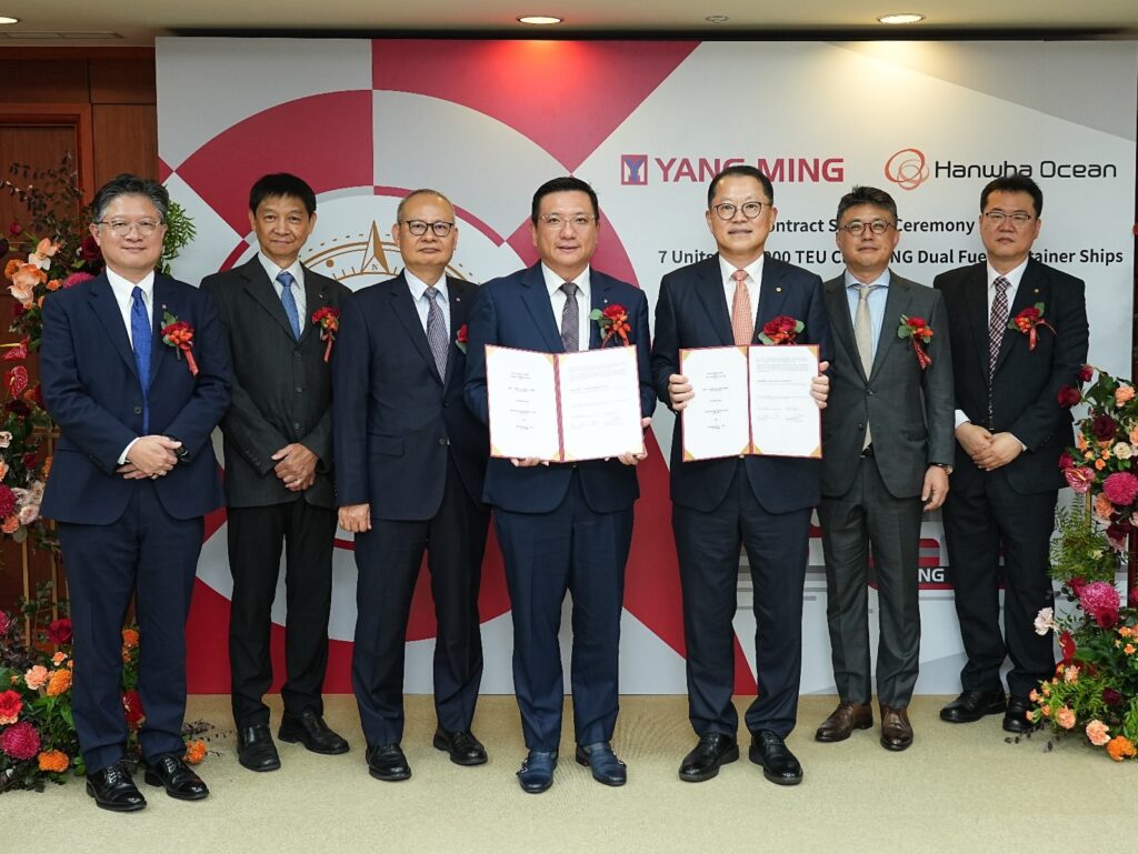 Yang Ming expands green fleet with LNG vessels - Container News