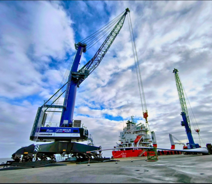 Rhenus expands heavy-lift capacity in Cuxhaven with new LHM 600 Crane ...