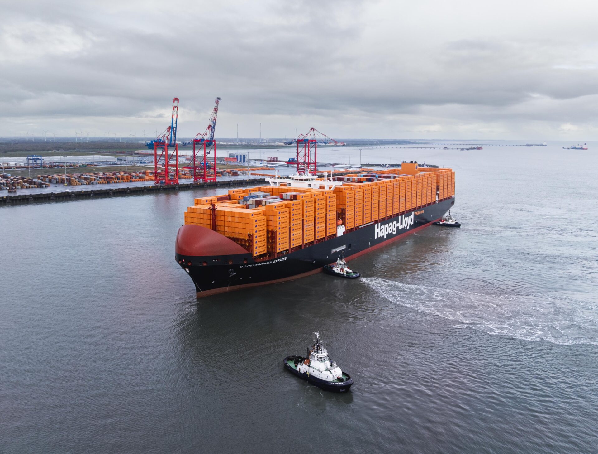 Hapag-Lloyd names the “Wilhelmshaven Express” marking completion of ...