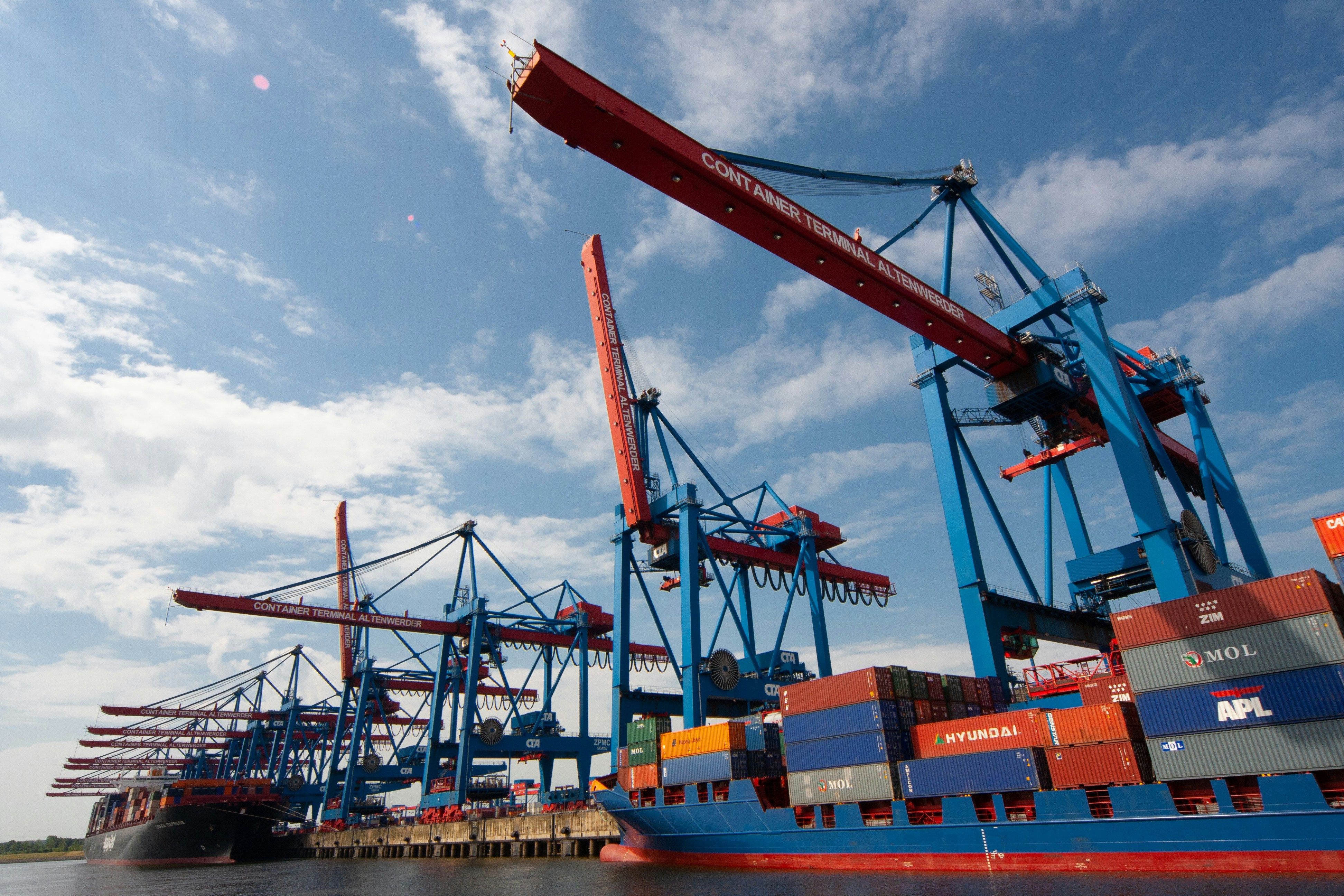 Navigating Trade Compliance and Digital Transformation in North America ...