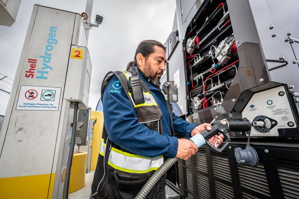 Port of Long Beach launches hydrogen fuel grant program - Container News