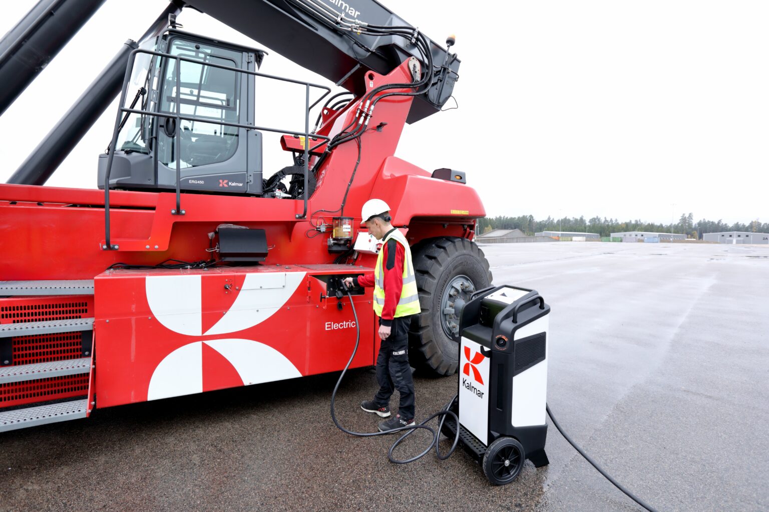Kalmar partners with Kempower and SINEXCEL - Container News
