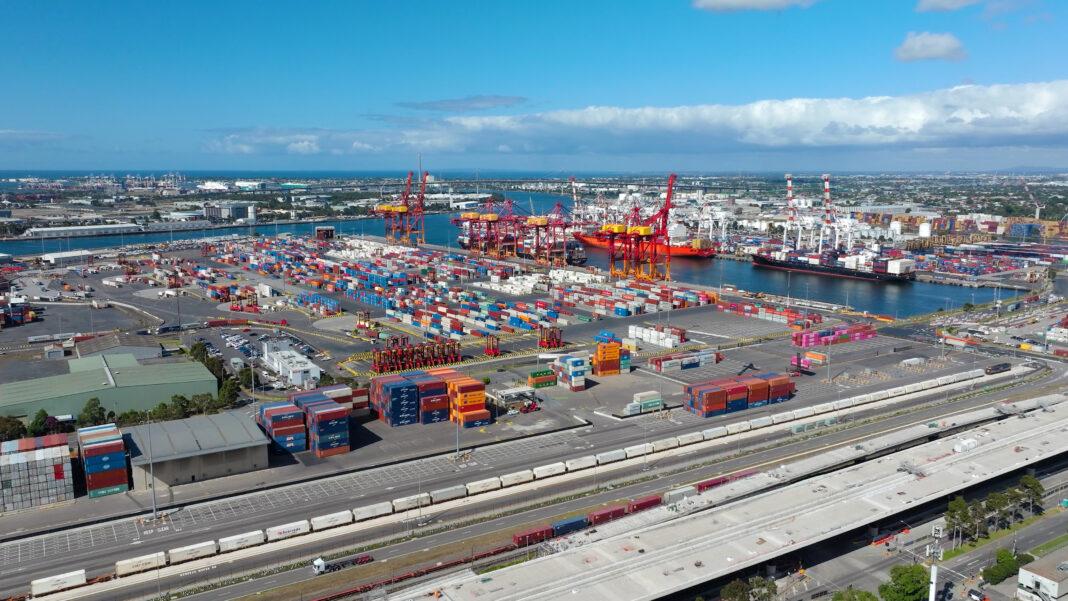 Patrick Terminals boosts rail support at Port of Melbourne - Container News