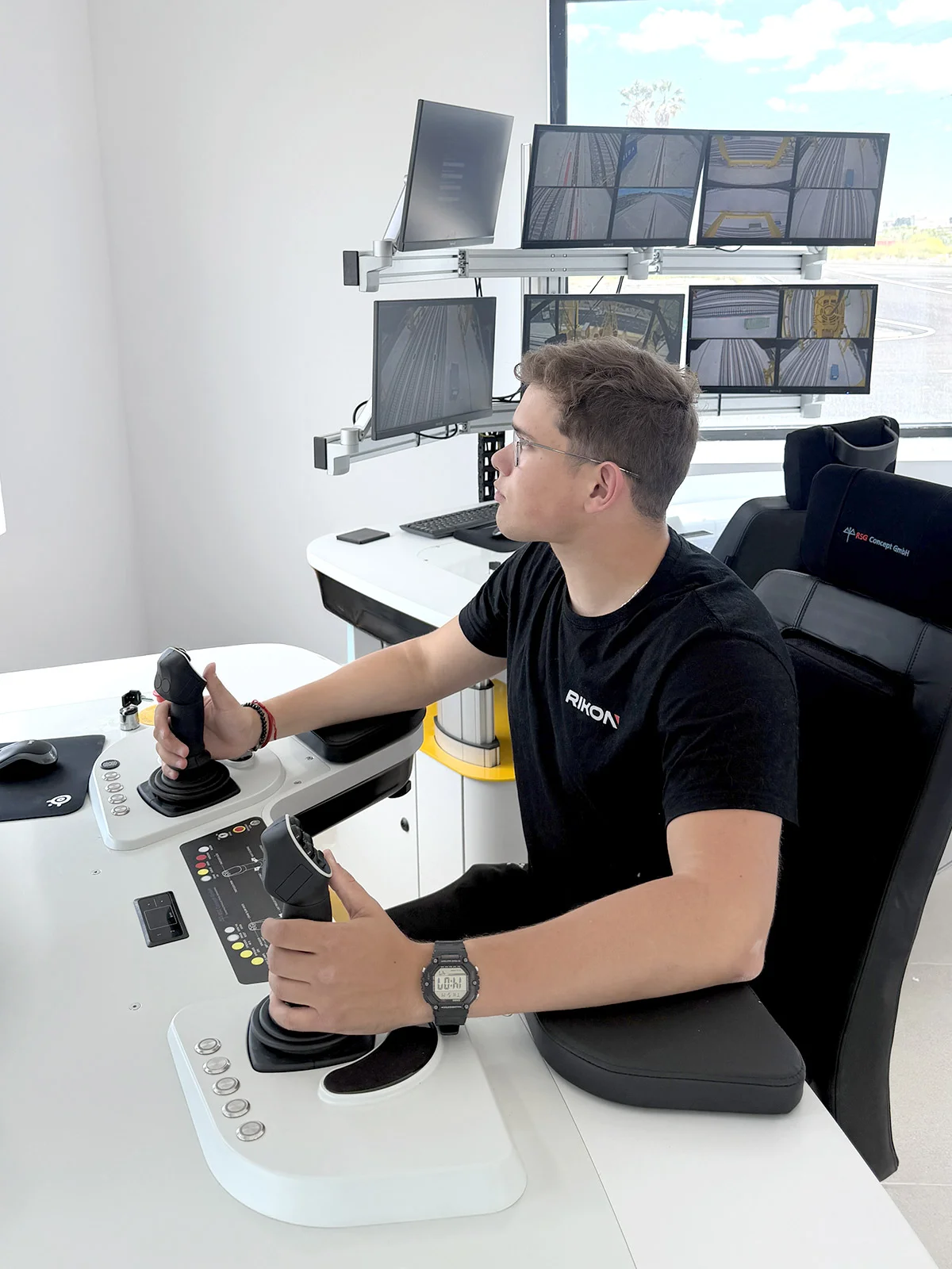 RIKON deploys remote crane control system at Spanish intermodal ...